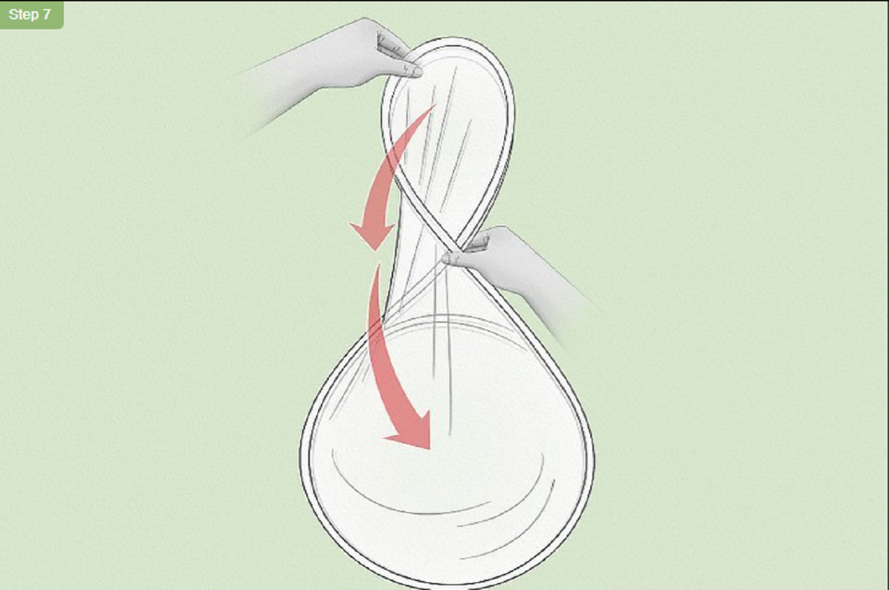 Fold Mosquito Net in 8 easy steps; keep mosquitoes, insects at bay