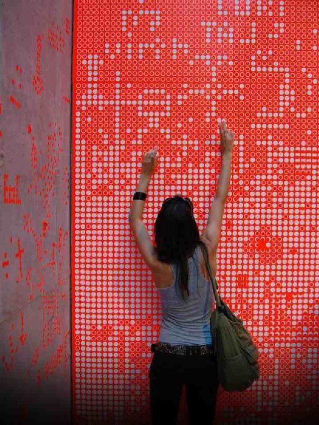 Interactive Art: Museums Without Walls - News24