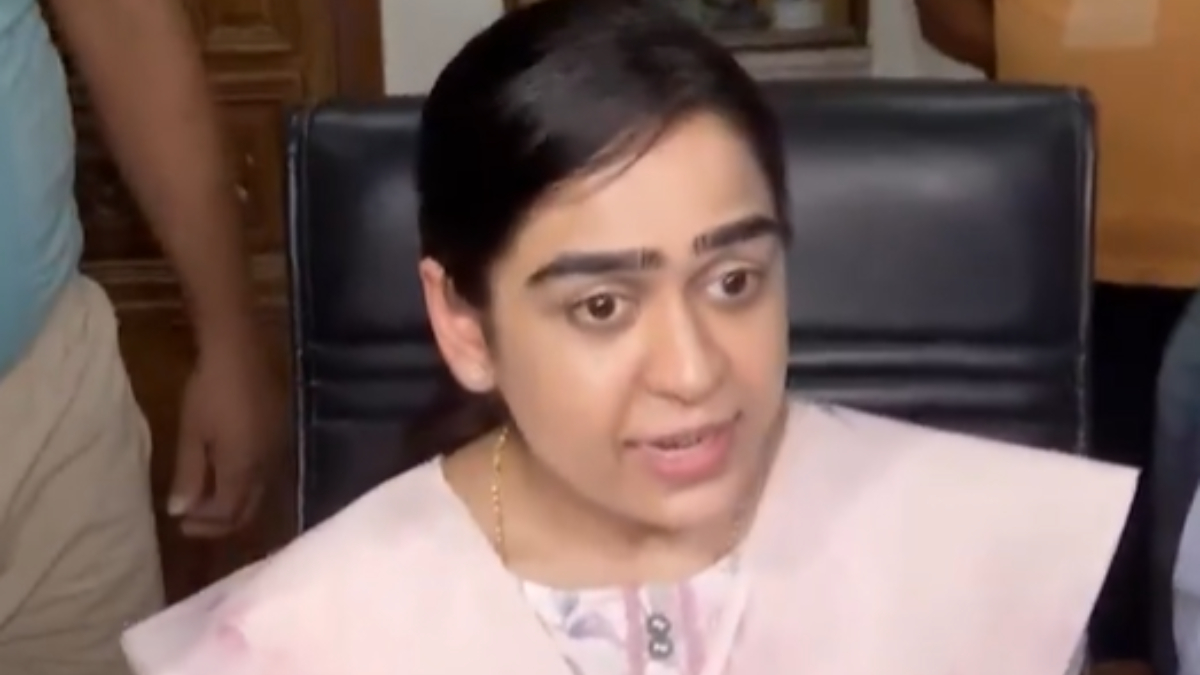 'Why Was I Beaten?': Aishwarya Rai Accuses Lalu Yadav’s Family Of Political Drama News24