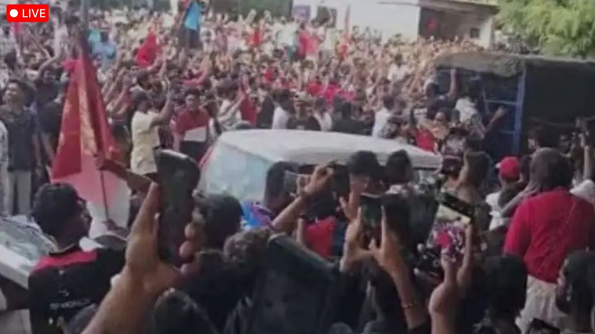 RCB Victory Parade Stampede LIVE: '11 Dead And 33 Injured' Says Karnataka CM Siddaramaiah News24